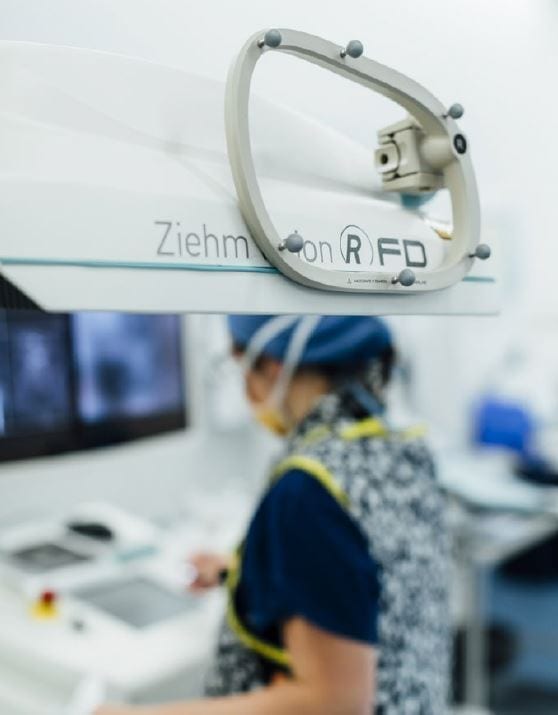 Dr Timothy Steel talks about the causes of back pain - Dr Timothy Steel ...